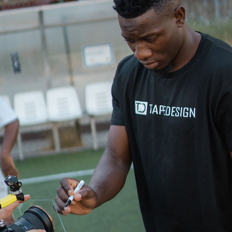 テープデザイン パフォーマンスシンガード特集 / TAPEDESIGN -サッカーショップ【SWS】